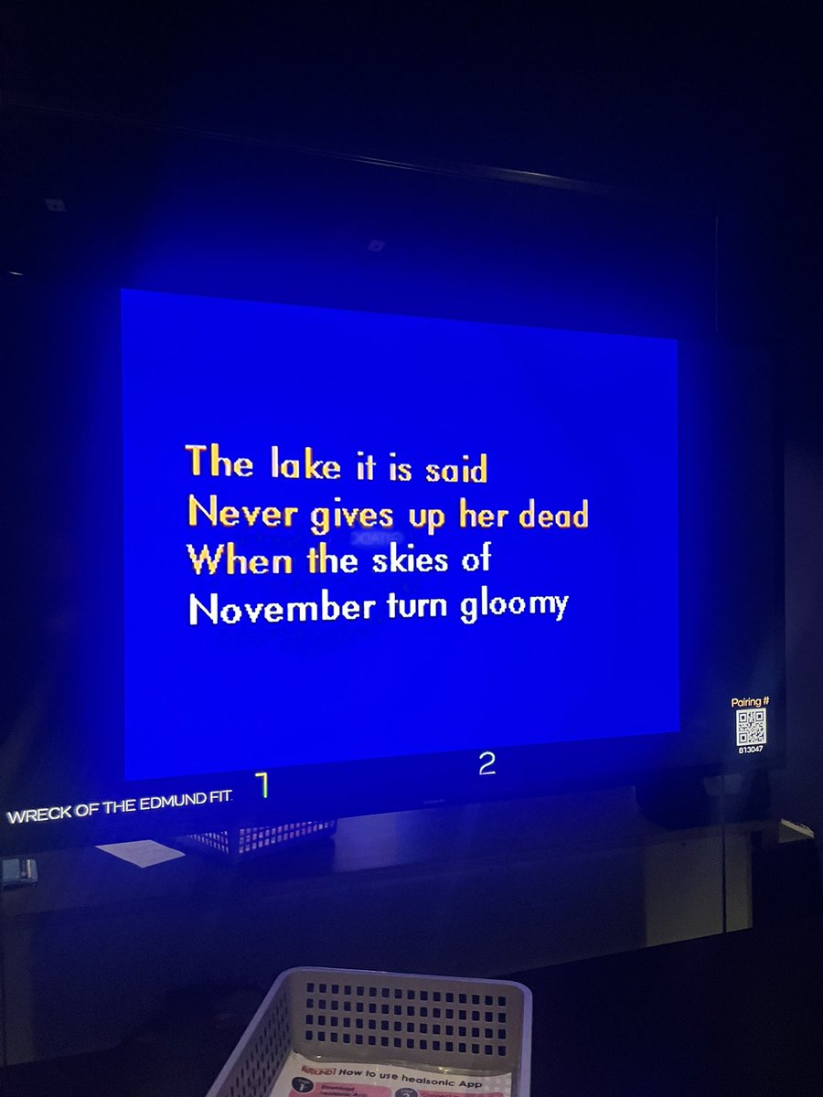 I’m going crazy in karaoke room meg “slippin” bitchell @meganbitchell