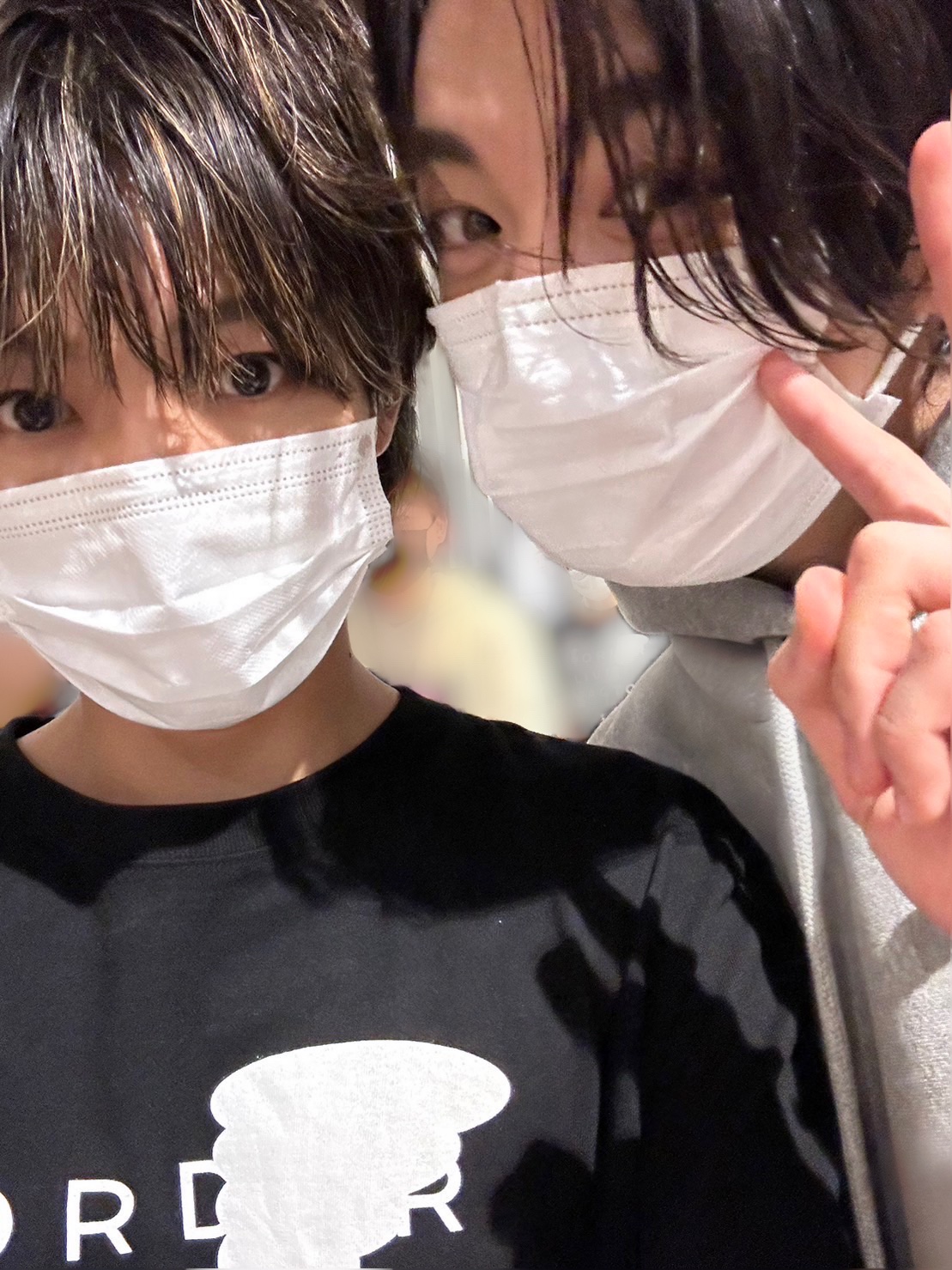 7ORDER project on Twitter: "【#安井謙太郎 の #私の脱色と着色日記】 ながつはカメラマンもできます🥹 #脱色と着色 #7ORDER #SevenOrder ...