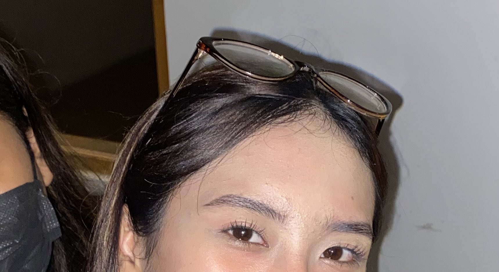 nisca on Twitter: "@ohmybeautybank yg blkg pake pensil alis tipis2 aja nder trs yg depan disapu ...