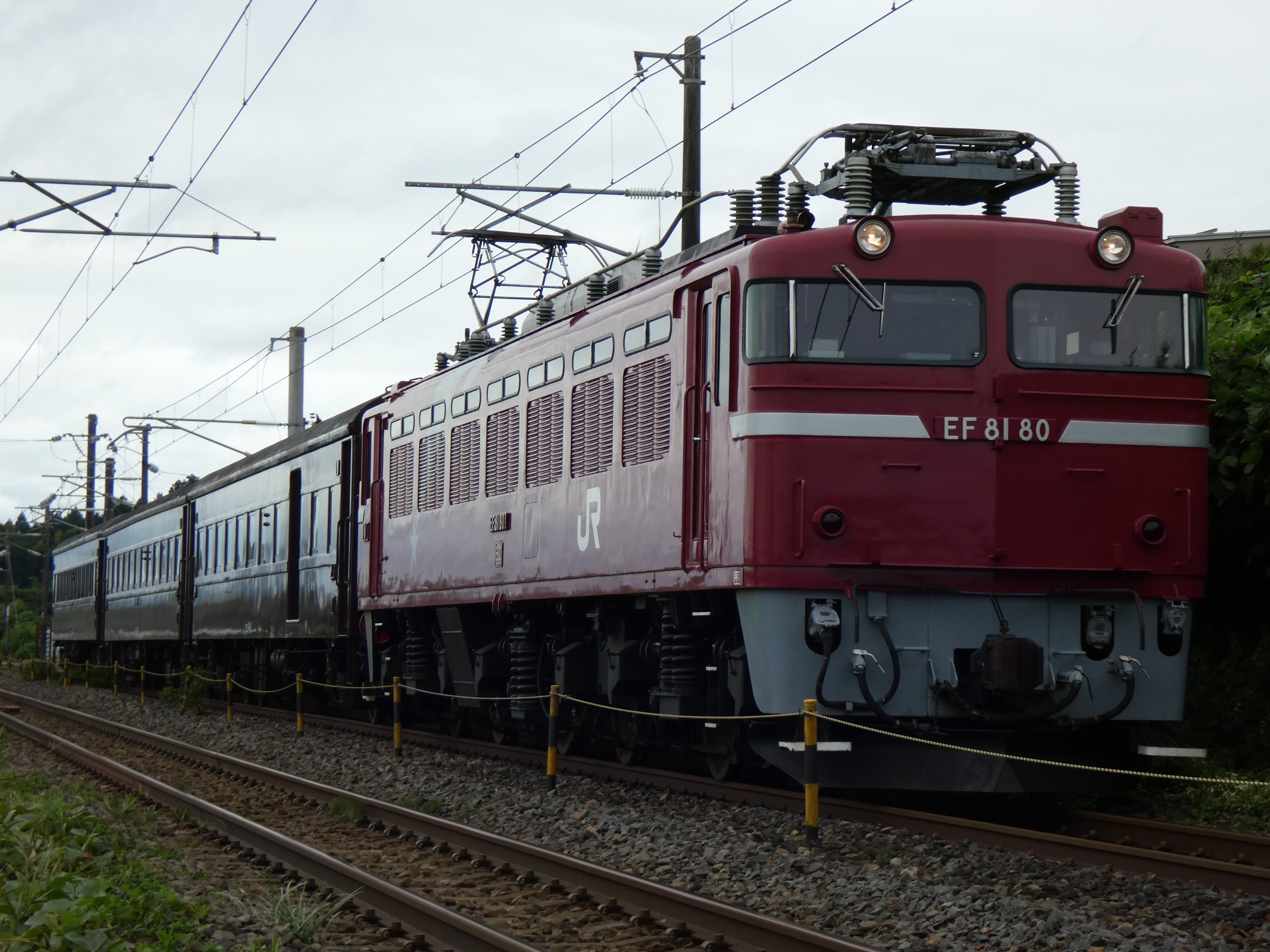 くれすらのしゃしん on Twitter: "1枚目 9/?? 回????M EF81 80+旧客3b 只見線内試運転に伴う送り込み回送 2枚目 9/?? 単9176M? EF81 80単機 ...