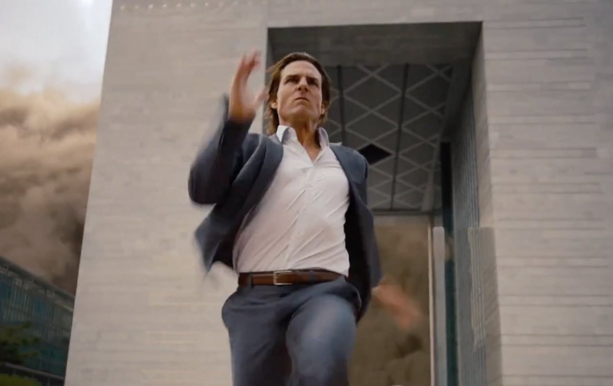 cee on Twitter: "ethan hunt running for daily ethan hunt today 🙏"