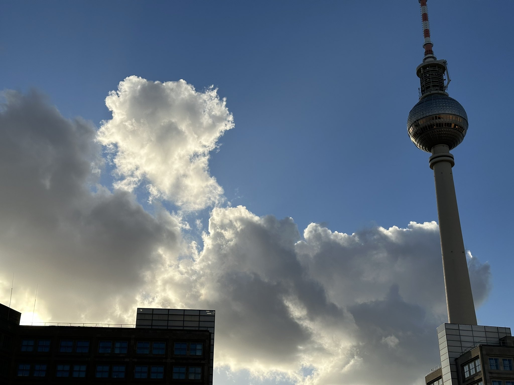 @vcaresidency/vca residency cohort 4 / Twitter