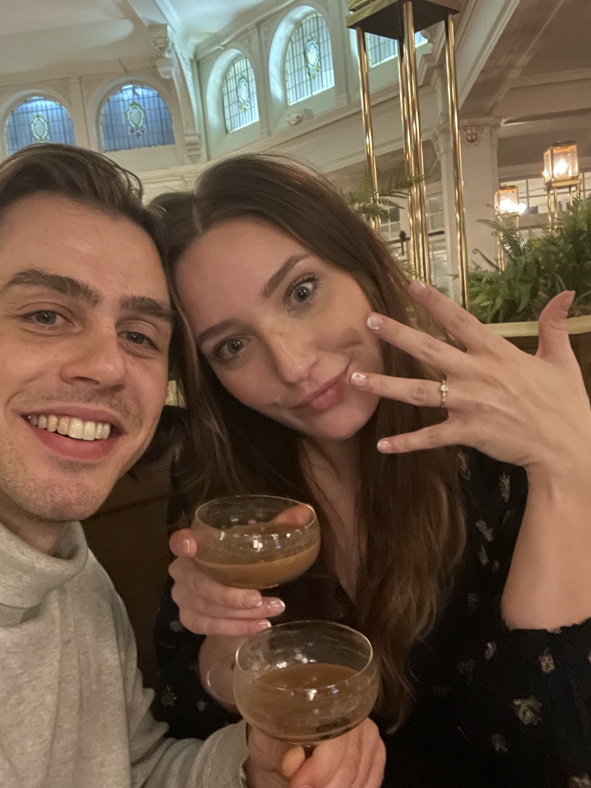 Makena Kelly on Twitter: "is twitter still working???? we’re getting married!!!! https://t.co ...