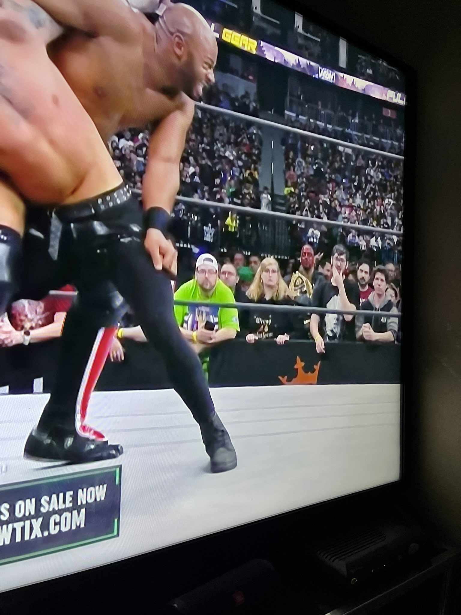 Joseph Griffith on Twitter: "Look who I Seen Tina & grim on on AEW full gear ppv tonight https ...