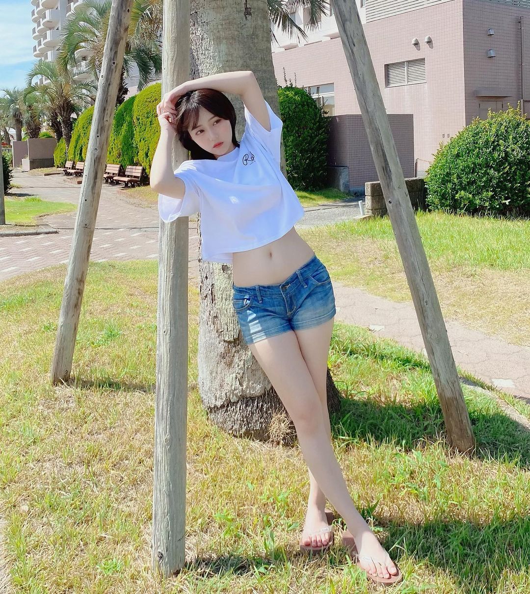 Hktポケgo On Twitter こういう常夏っぽい格好は健康的ですこ🌞🏖️ O ´ω` O 田中美久 山下エミリー