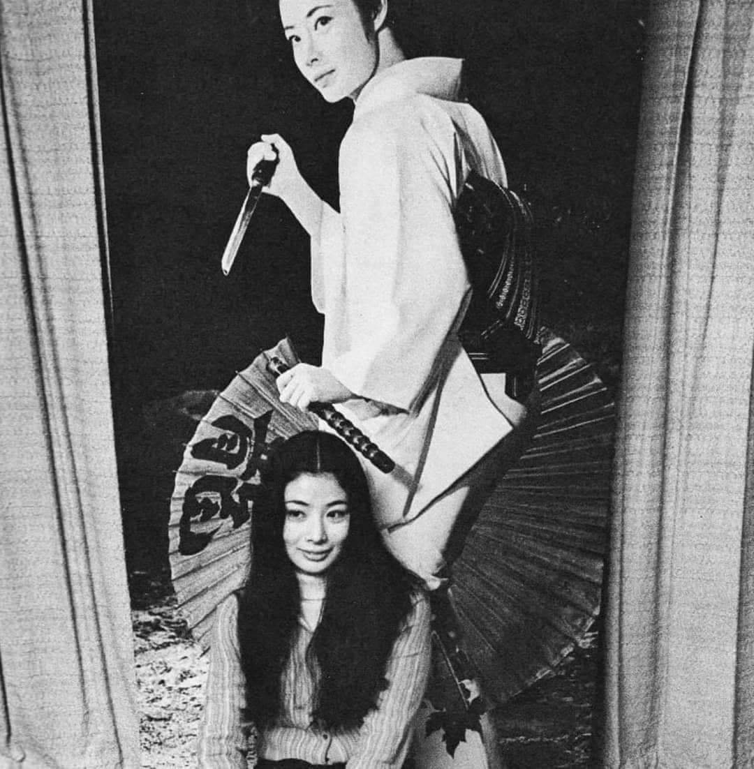 わがままコブラ on Twitter: "RT @YakuzaonFilm: Junko Fuji (Sumiko Fuji) in front of a Red Peony poster ...