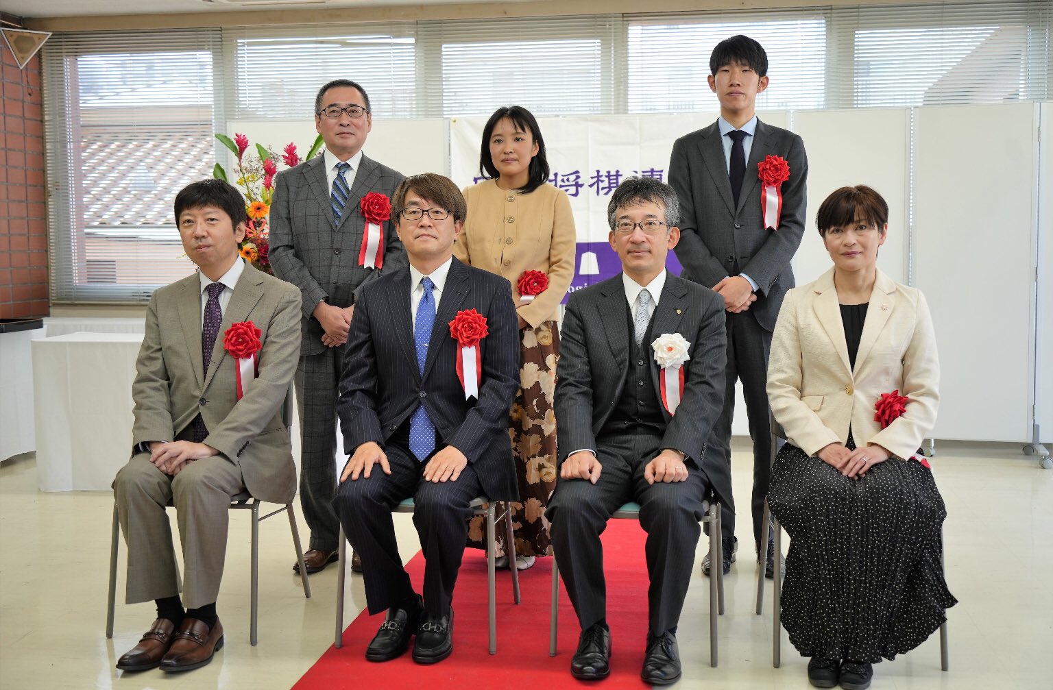 はぼしも2 On Twitter 羽生九段の1500勝達成は分かるとして、他の棋士の皆さんは何の賞を貰ったのかな?杉本八段は東海地方へ貢献したで賞?佐々木大地七段は師匠と仲良しで賞