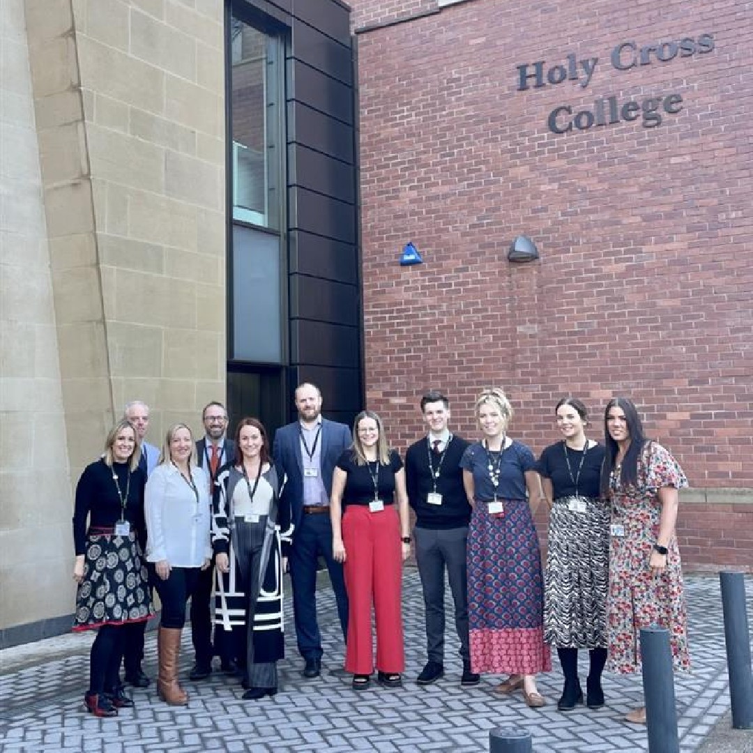 Welcome to Holy Cross College