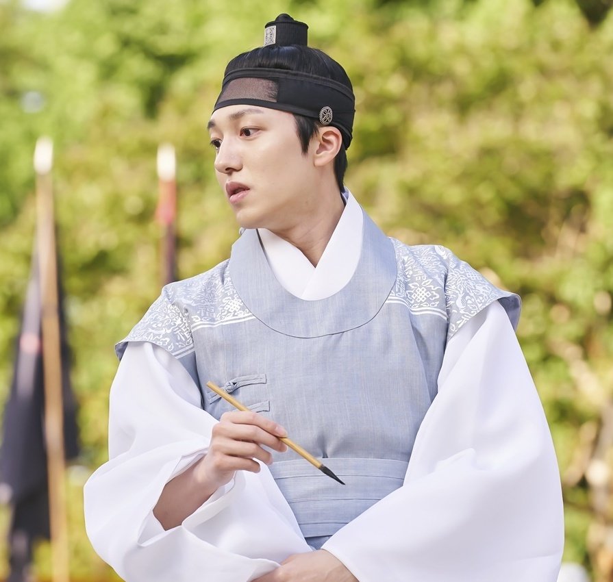 K-Drama Menfess on Twitter: "•kdm• under the queens umbrella, signal, sky castle ketika pangeran ...