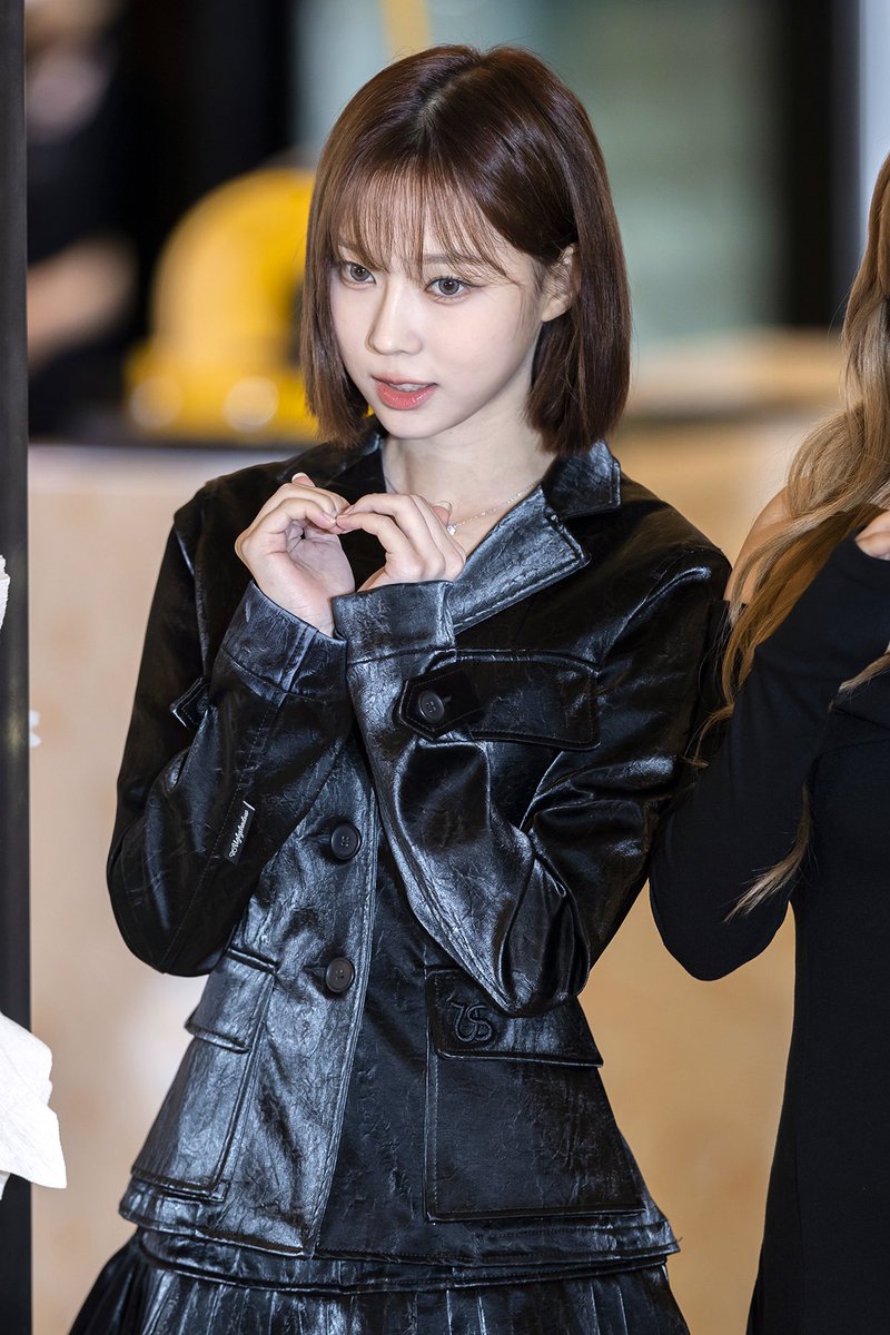 َ On Twitter The Prettiest