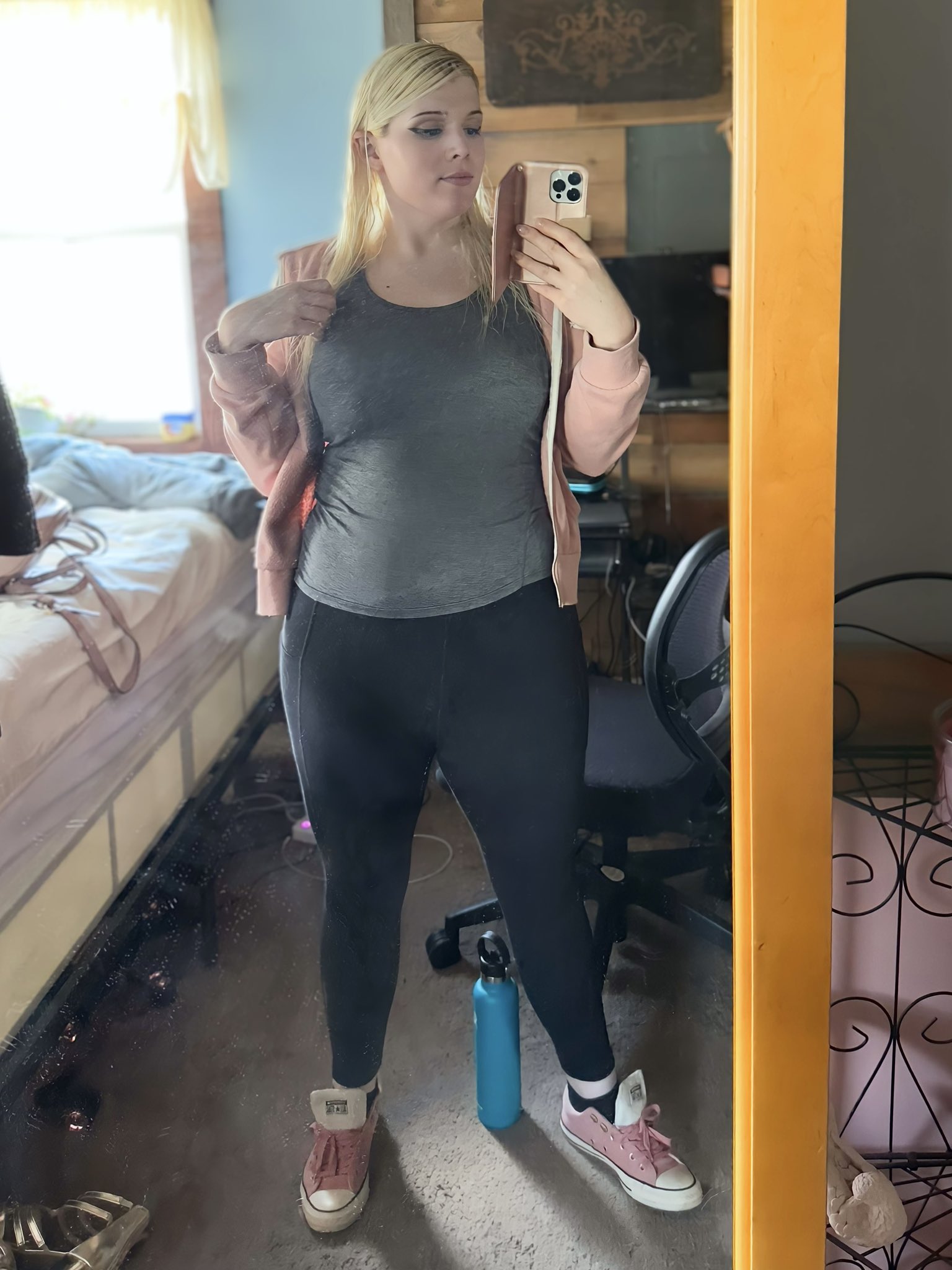 TW Pornstars - Amanda Rae. Twitter. Would you give her head pats for ...