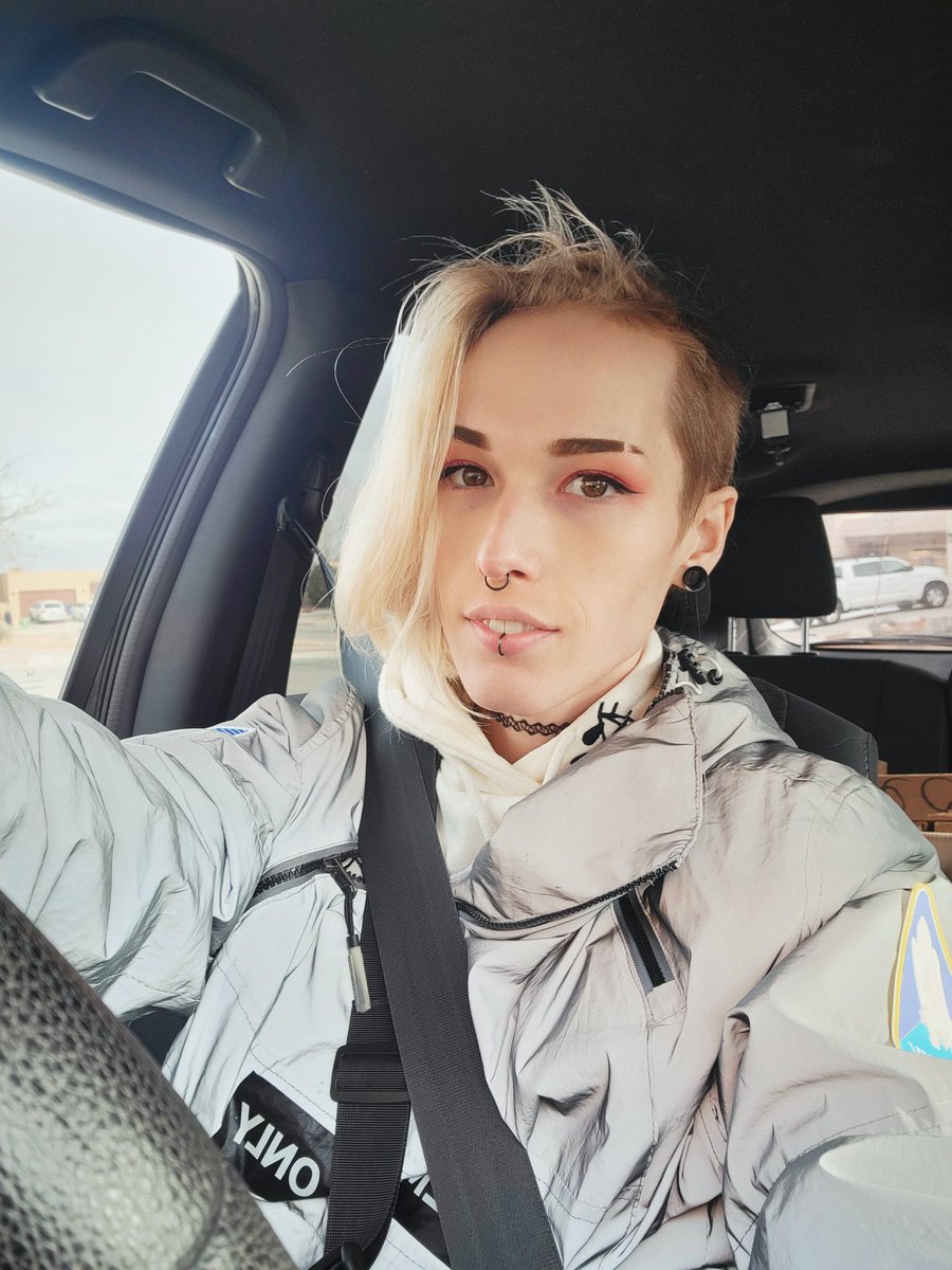 𝘔𝘪𝘴𝘴𝕽𝖊𝖉𝘓𝘪𝘯𝘦 On Twitter Ubers Here Where To