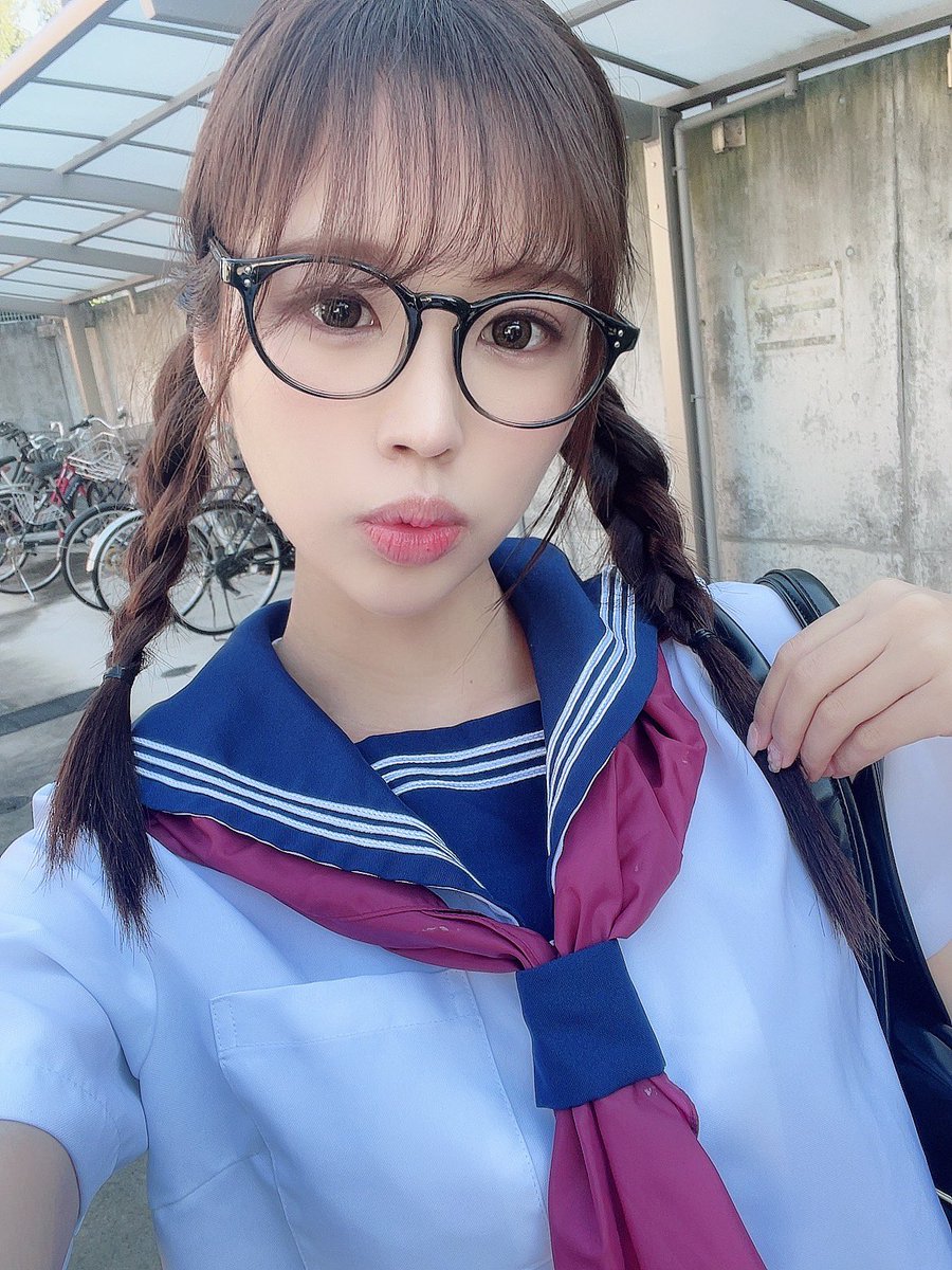 MiS秋葉原店@閉店ｶﾞﾗｶﾞﾗ～ｱﾘｶﾞﾄｳｺﾞｻﾞｲﾏｼﾀ on Twitter: "RT @Arai_rima: おはようございます👓"