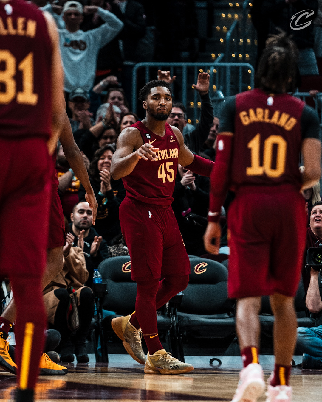 Cleveland Cavaliers on Twitter: "CAVS WIN. #LetEmKnow https://t.co/CfrKiMnkWJ" / Twitter