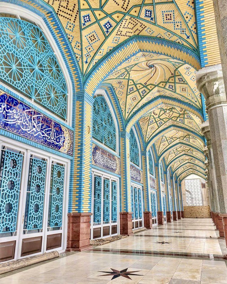 Persian design has a long history, with the greatest contribution to ...