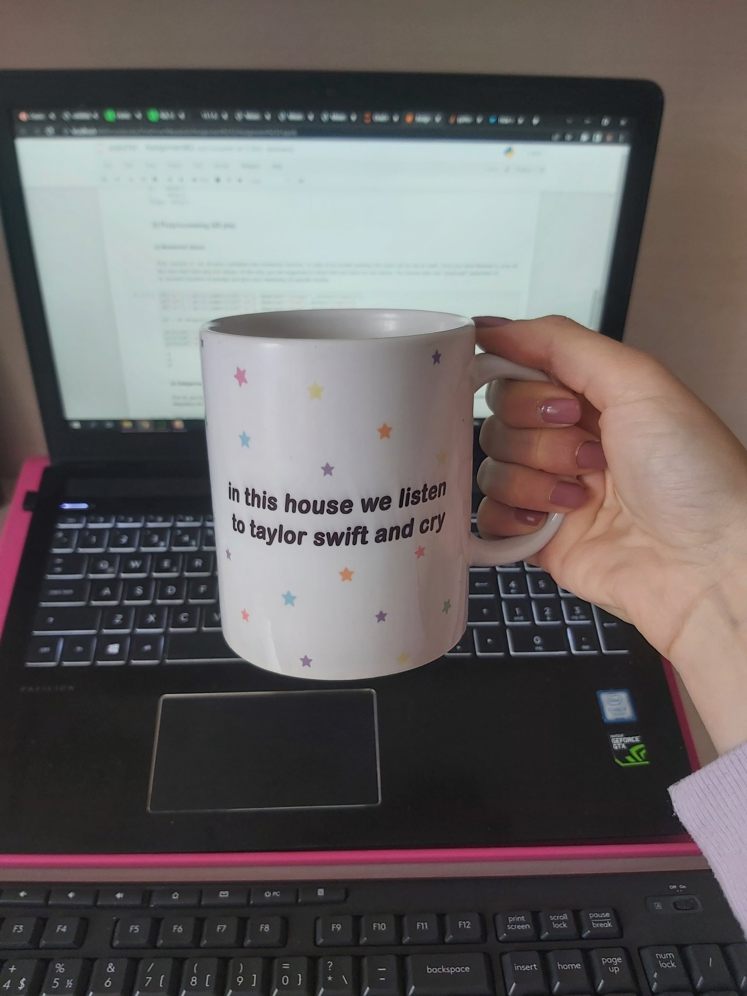 ceyda 🦋 on Twitter: "in this house we listen to taylor swift and write some code (cry da ...