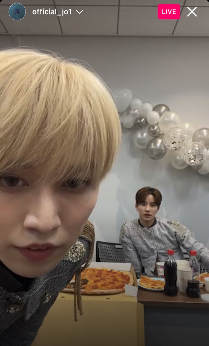 JO1情報更新 on Twitter: "現在 #JO1 公式Instagramにてインスタライブが行われています。"