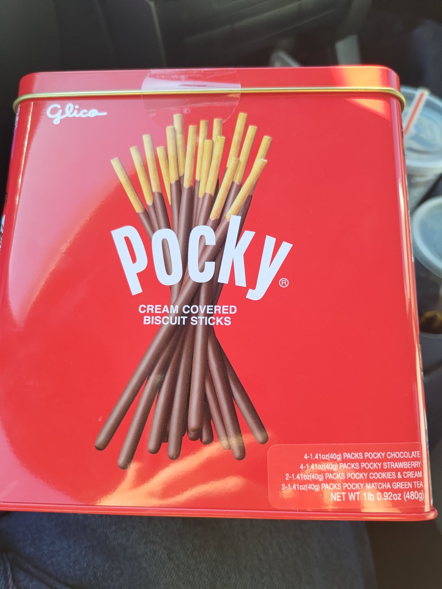 Zansei-De-Aw-Ra on Twitter: "Costco got some big tins of Pocky https://t.co/69bUeLK5JP" / Twitter