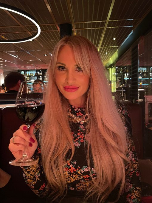 Tw Pornstars Calea Toxic ® Official Pictures And Videos From Twitter
