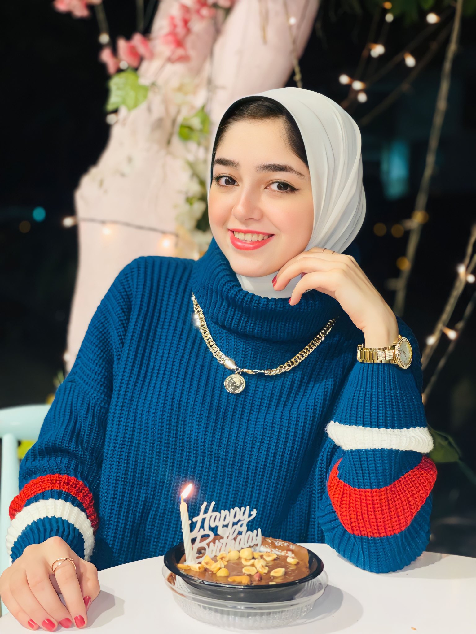 MAYAR. on Twitter: "delete the old version of me in ur head, I changed a lot.. iam „„21““now!👑🖤 ...