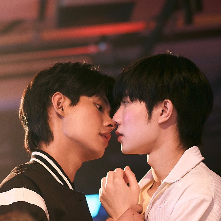 fuji; 【 BetweenUs】 on Twitter: "VENCEMOS!! FINALMENTE UM BL DAS LENDAS VISUAIS"