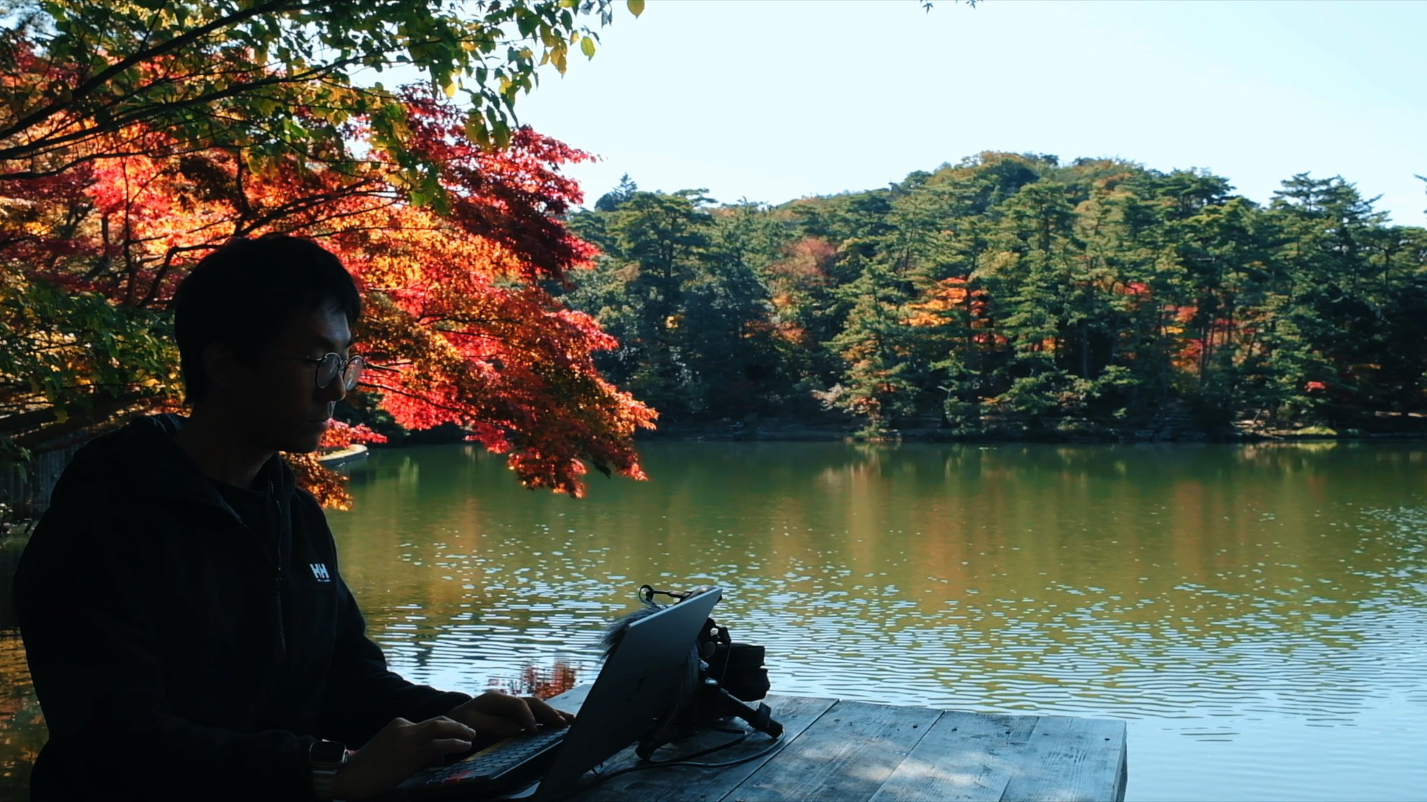 Takuya 🐾 devaslife on Twitter: "Autumn has come. Share your 'coding in nature' setup!😎🍁 New ...