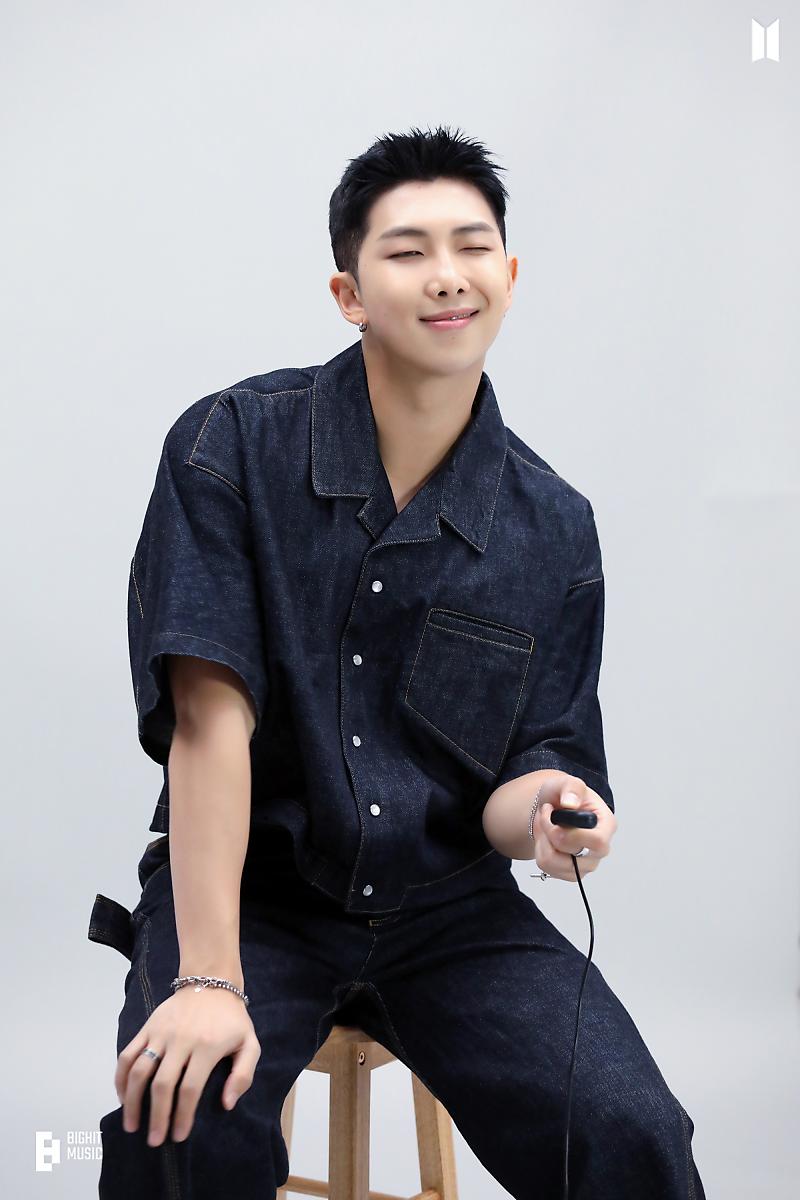 PrincessePatate on Twitter: "@bts_bighit [ NAVER POST ] [ 📸🎬 ] Behind the Scenes # ...