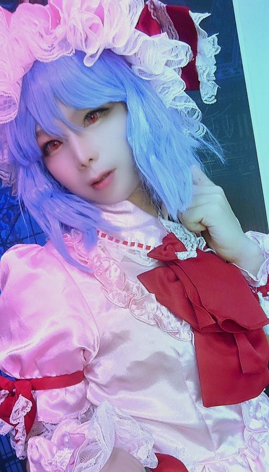 水面院 湊 on Twitter: "@regulus_398 こんなにも月が紅いと聞いたので https://t.co/aUXR4cKt9U" / Twitter