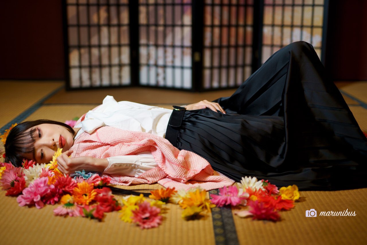 まる（まるにバス） 🧚🏻‍♂️ on Twitter: "花に囲まれて… model：みーだ（@jidaini_okureta） #lone #清水ノンタウン（@town_na ...