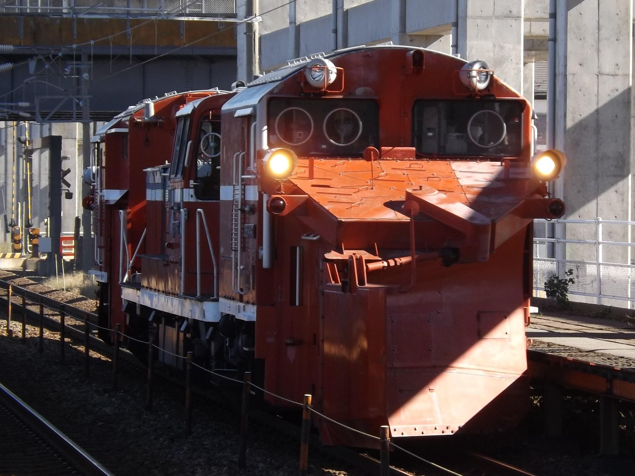 あ い の 風 鐵 on Twitter: "11/7 単9320レ DE15-1532 https://t.co/UBo2mjzJj5" / Twitter