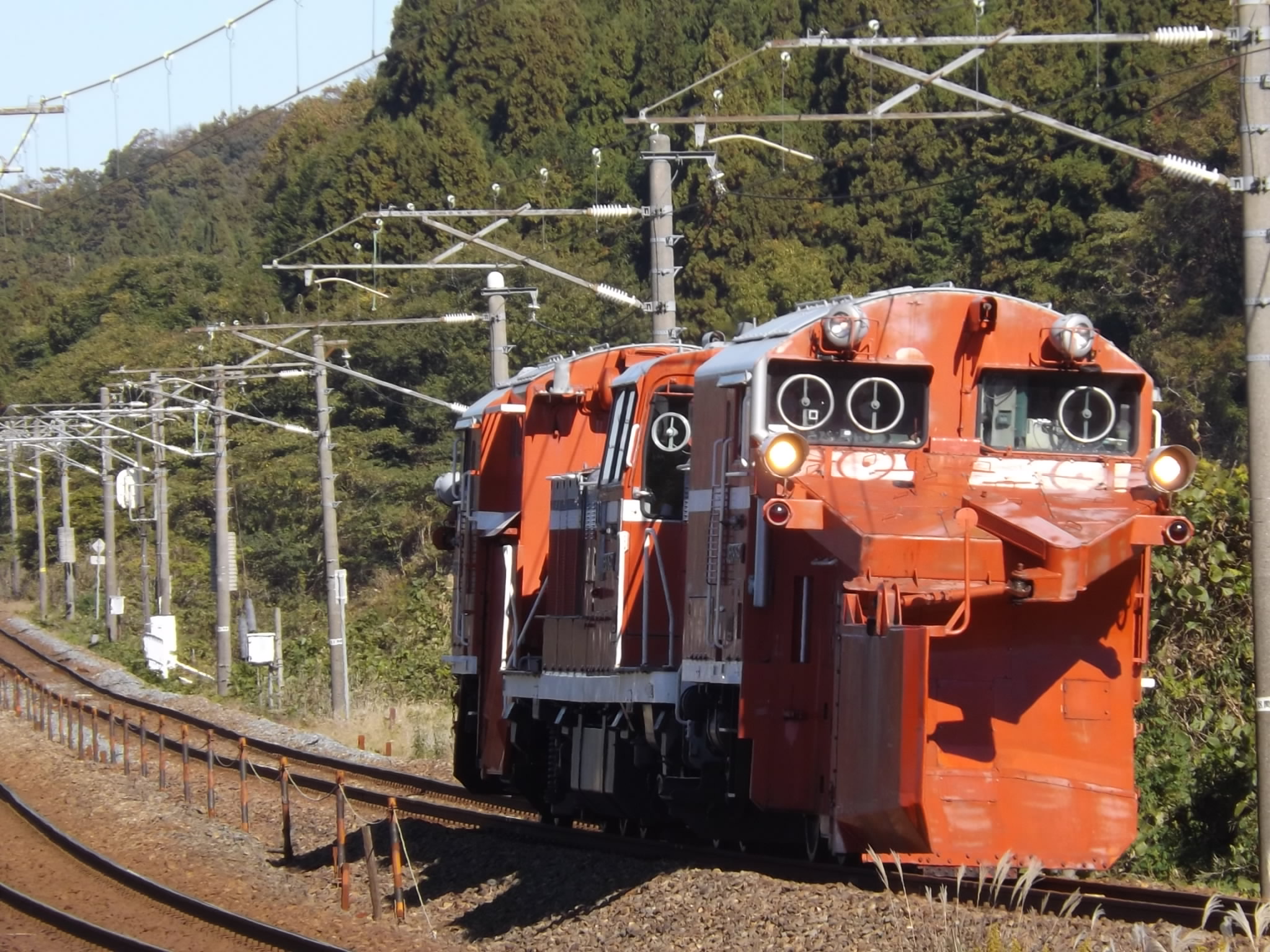 あ い の 風 鐵 on Twitter: "11/7 単9320レ DE15-1532 https://t.co/UBo2mjzJj5" / Twitter