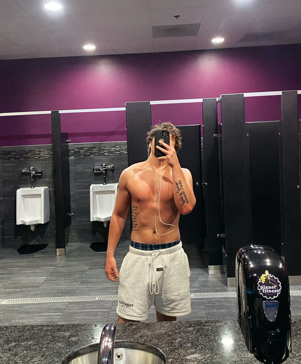 🟥 Sam Zee 🟥 Anal & 💦 Queen😈No PPV! on Twitter: "RT @BigNicBandit: Let’s link after the gym"