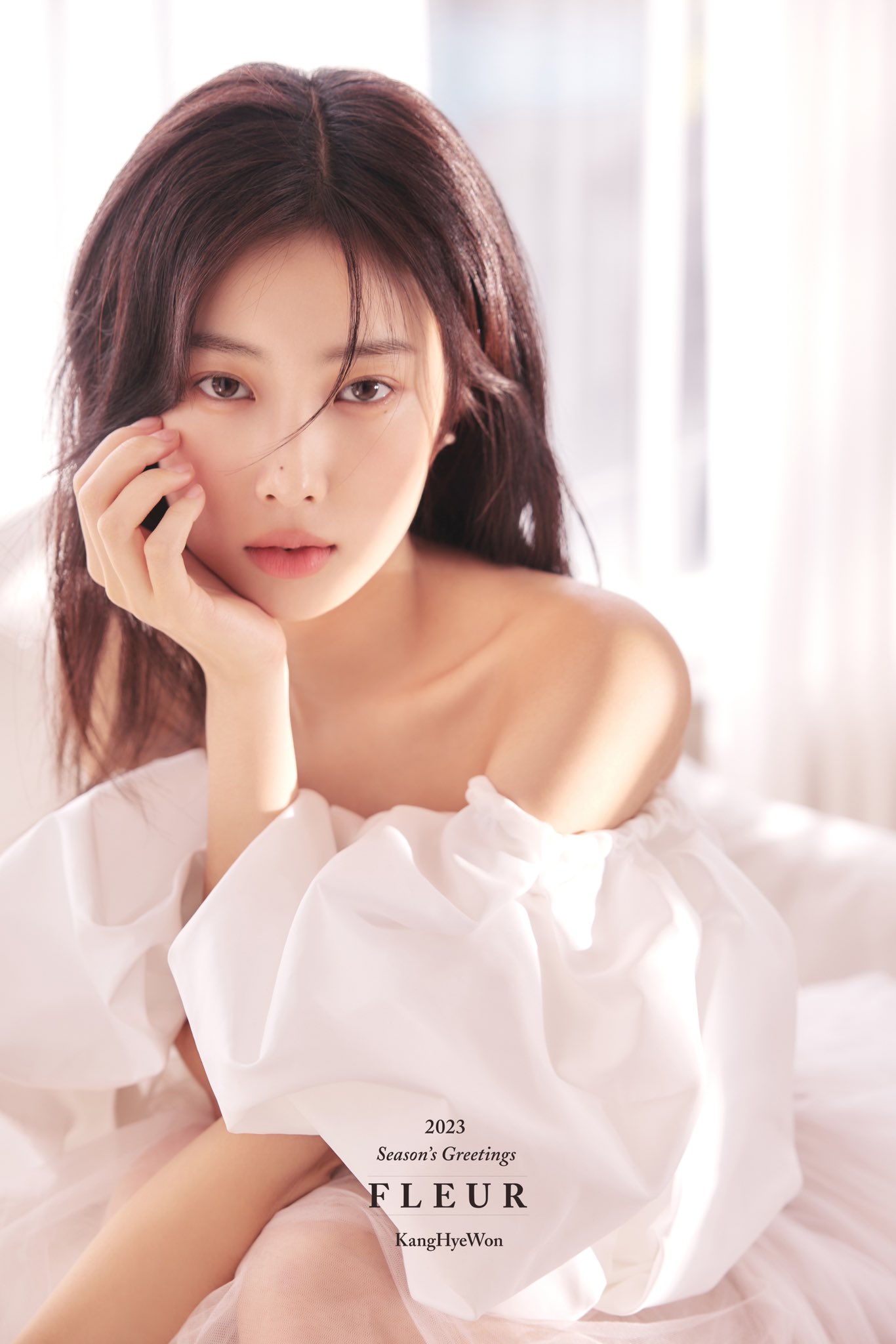 kang hyewon pics on Twitter: "FLEUR https://t.co/zJe76949Q7" / Twitter