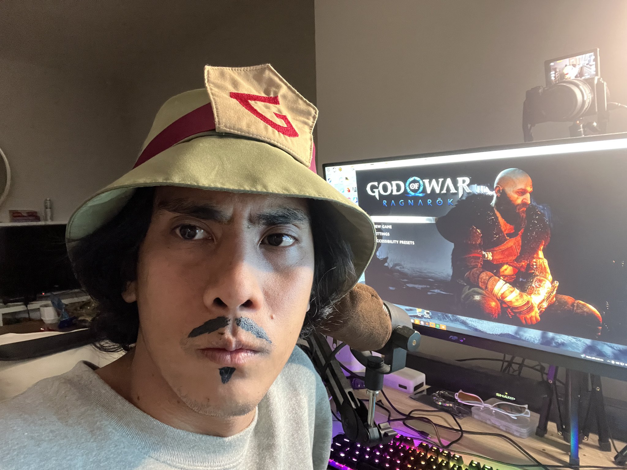 GLOCO🎣 on Twitter: "Okay, THIS feels a WHOLE LOT BETTER! I realized how wrong and NAKED I was ...