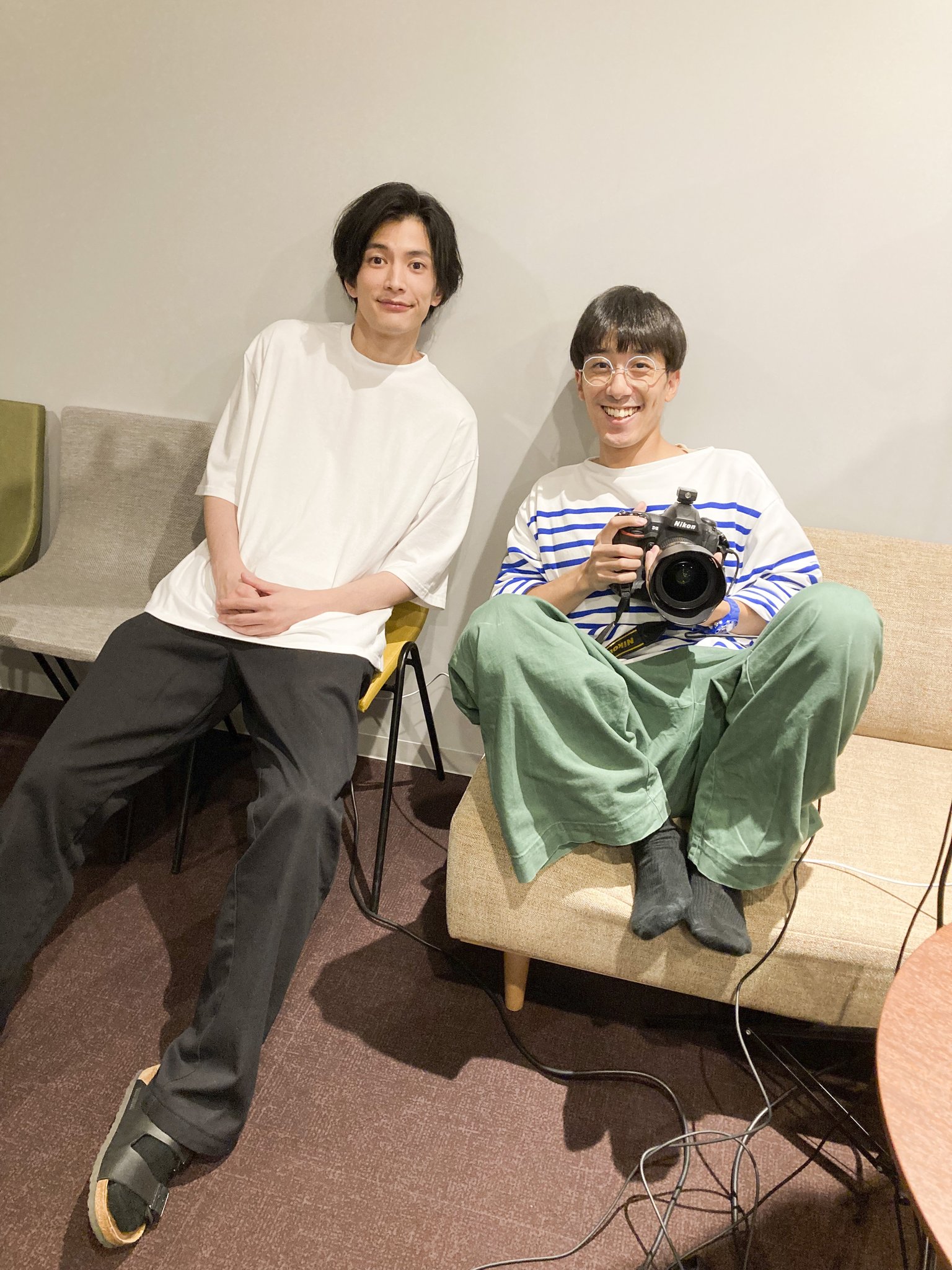 『私のシてくれないフェロモン彼氏』『階段下のゴッホ』【ドラマストリーム公式】 On Twitter シて彼 初回放送まであと6日🌈 カメラマンの柊人渡邊圭祐 📸と イラストレーター