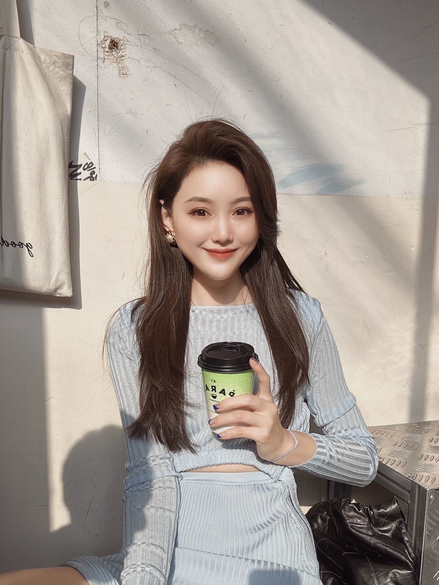 九妹_欧易OKX on Twitter: "不论如何，保持温柔和向阳的状态，是一直快乐的前提 https://t.co/teoAY1fIwt" / Twitter