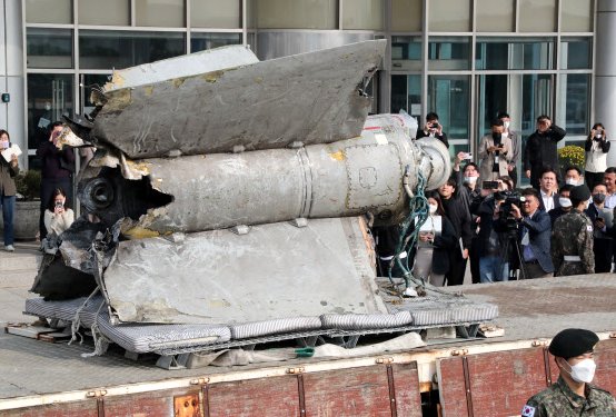 JSF on Twitter: "https://t.co/zHCOyDoaEm この角度だとS-200（SA-5）地対空ミサイルのの安定翼と分かりやすい。 https://t.co ...