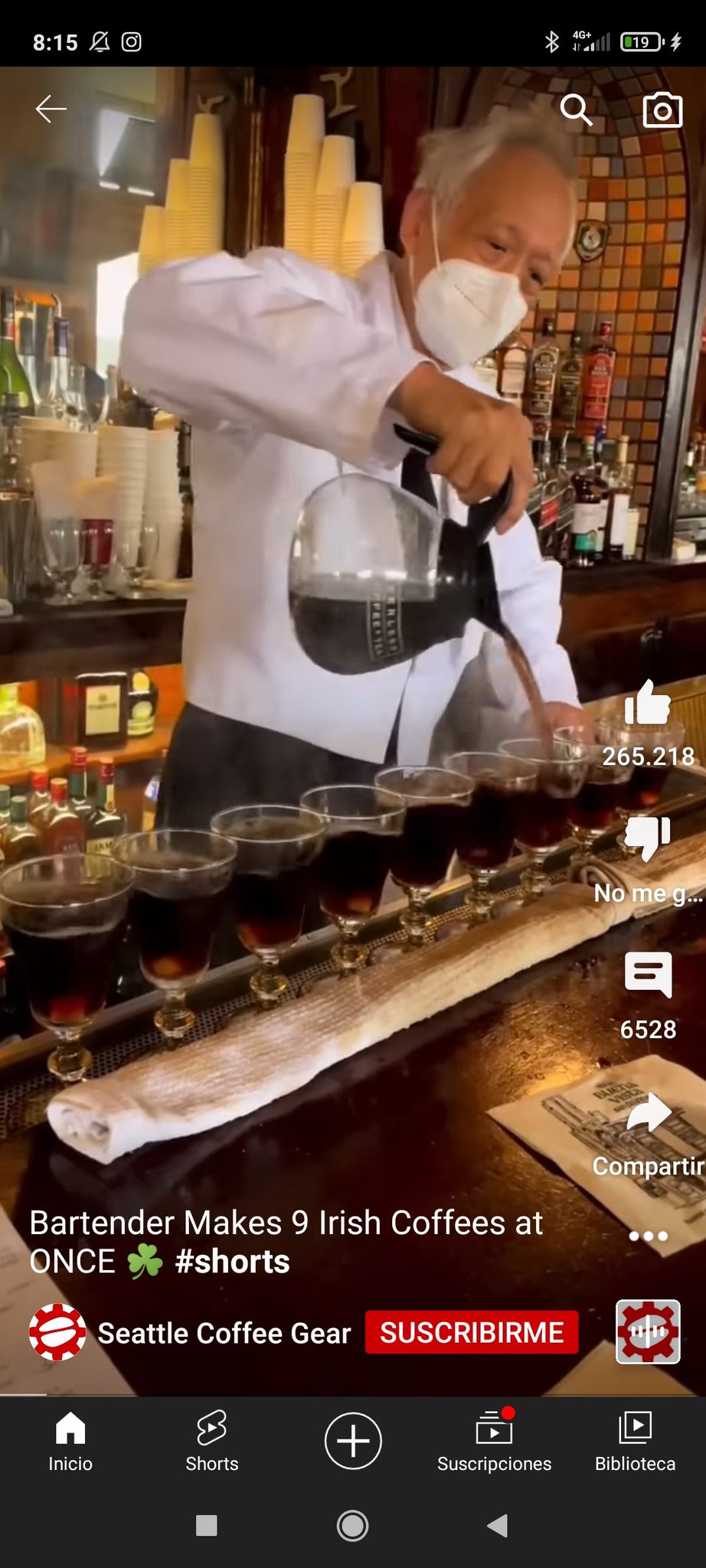 A. R. on Twitter: "@KNekro Que grande Knekro echando horas extra de Bartender. https://t.co ...