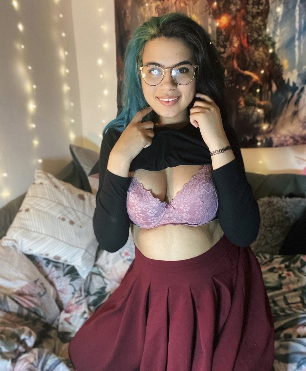 ʚɞfae Sproutʚɞ ⁷ ₇ ⁷ ♡ 3 33 Fansly♡ On Twitter Rt Taylorhenries