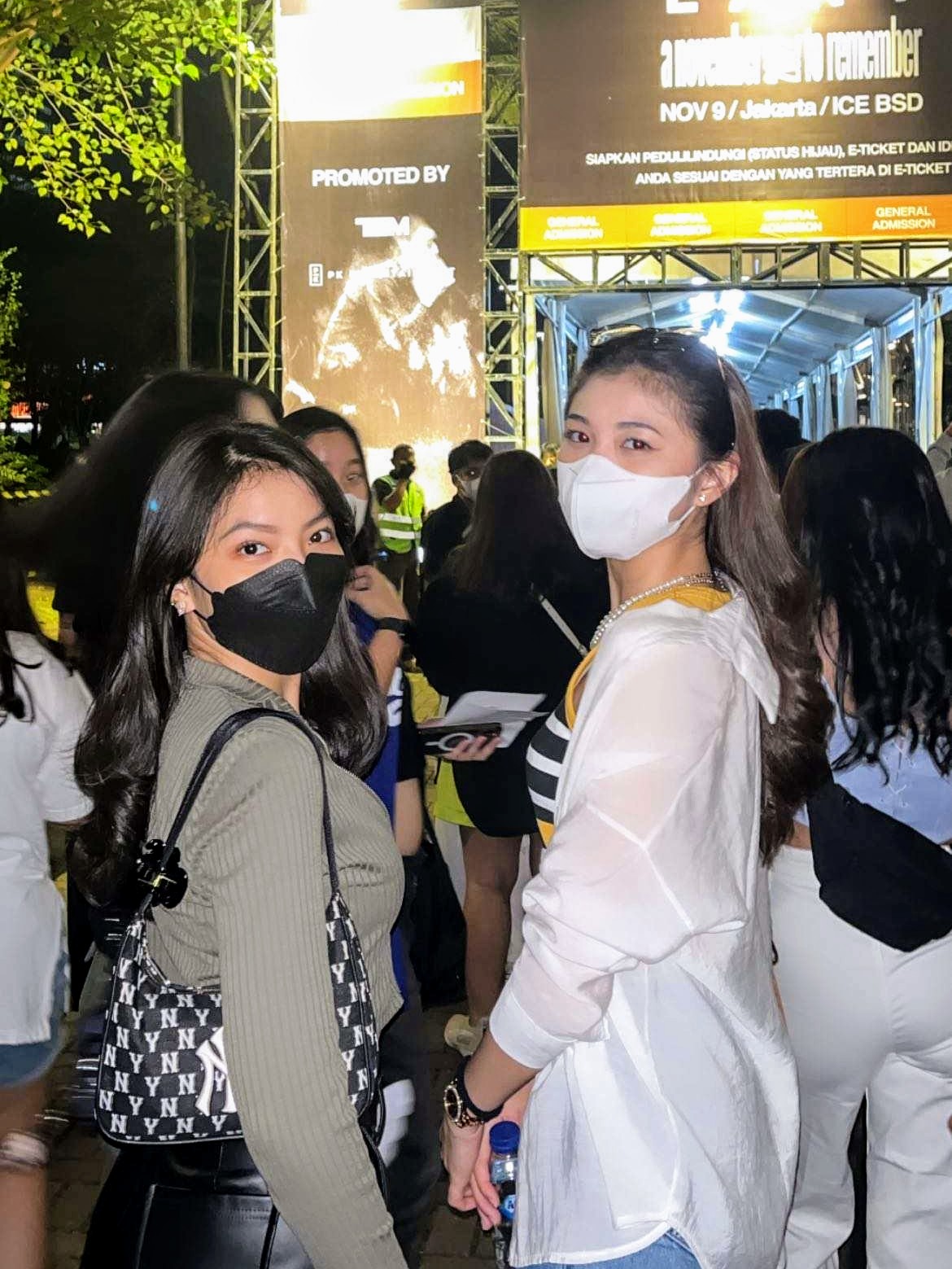 Your Dearest on Twitter: "Ci Gre 🍐 Ci Shani 🍊 https://t.co/zpYlrbfDuT" / Twitter