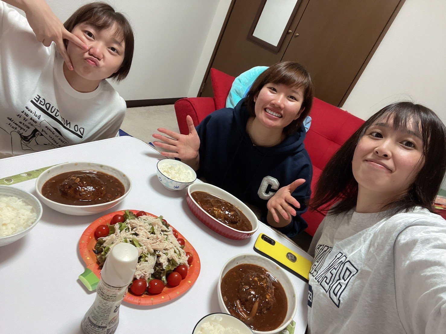 KUROBEアクアフェアリーズ【公式】 on Twitter: "毎週木曜日7時からのラジオミュー 『AQUA BEAR』の放送はあみとまきの2人でお送りします🧞‍♂️🧞‍♂️ ひやひや ...