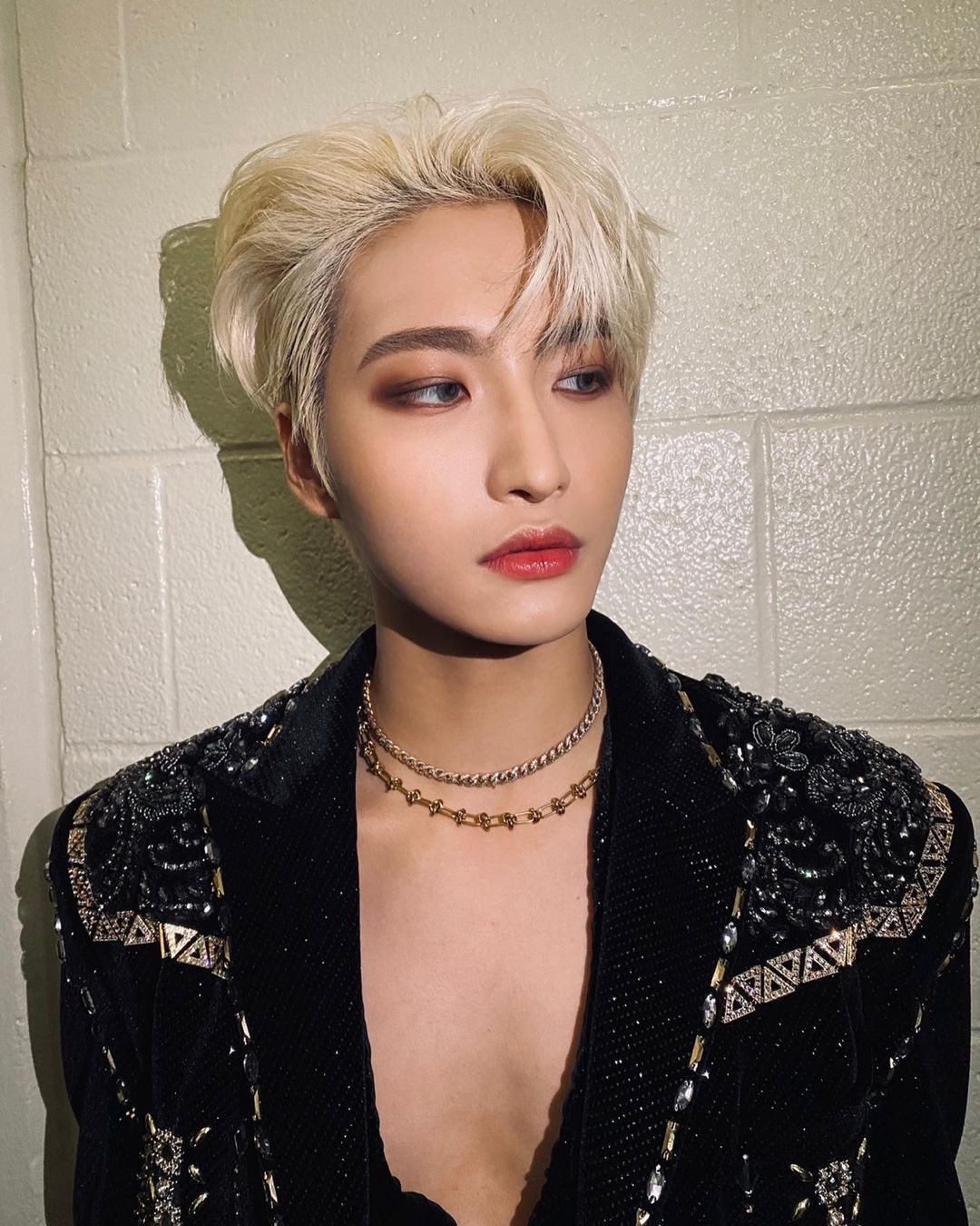 1024 on Twitter: "[📷] 221109 | SEONGHWA #ATEEZ #에이티즈 @ATEEZofficial https://t.co/ChC9m5aNLD ...