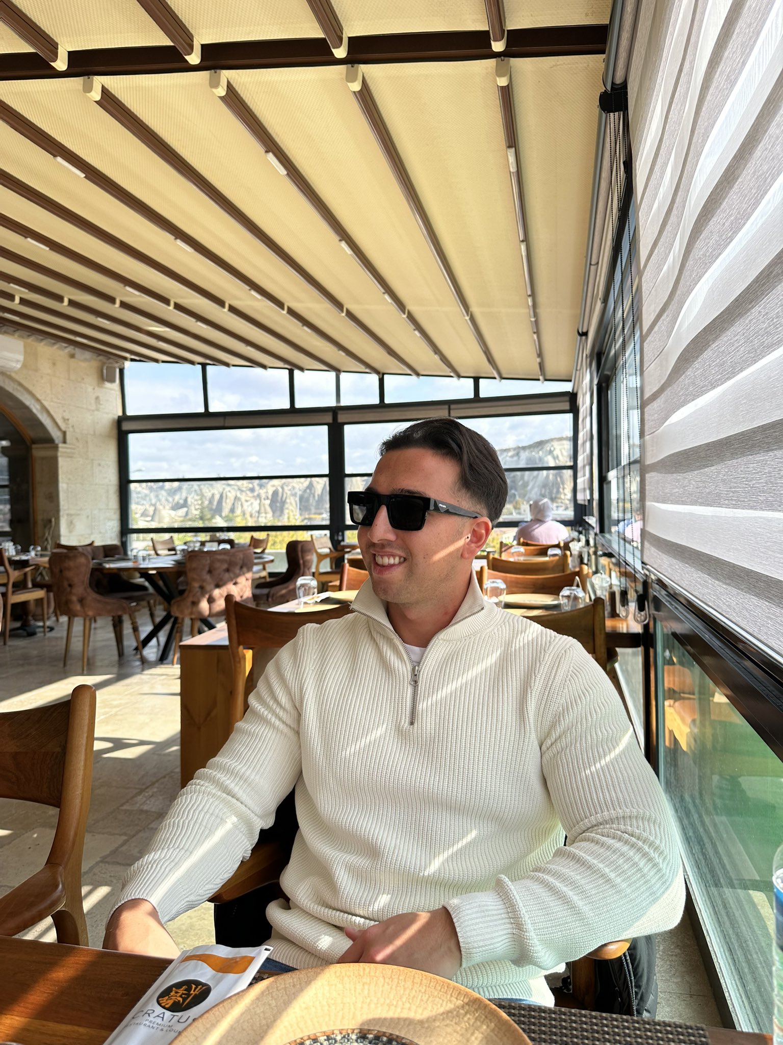 Oliver Anwar on Twitter: "Cappadocia for the day 🇹🇷 https://t.co/9uHkNanB4T" / Twitter