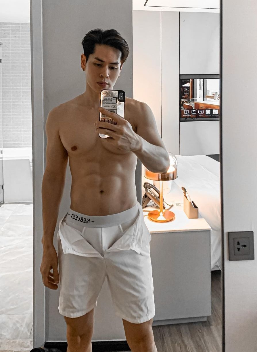 YAN ZHEN ZHAN (@YkwunDvHFE9bBqh) / Twitter