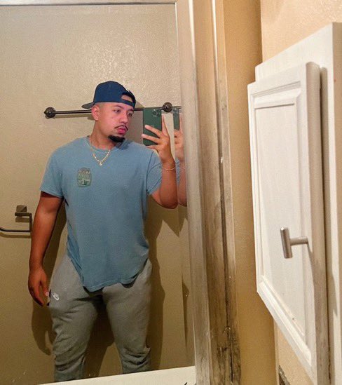 Ju on Twitter: "Two sides 😮‍💨 https://t.co/qFbp44oFQQ" / Twitter