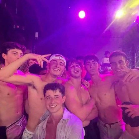 silver on Twitter: "what's the opposite of being type-casted https://t.co/ReaeSlxm6I" / Twitter