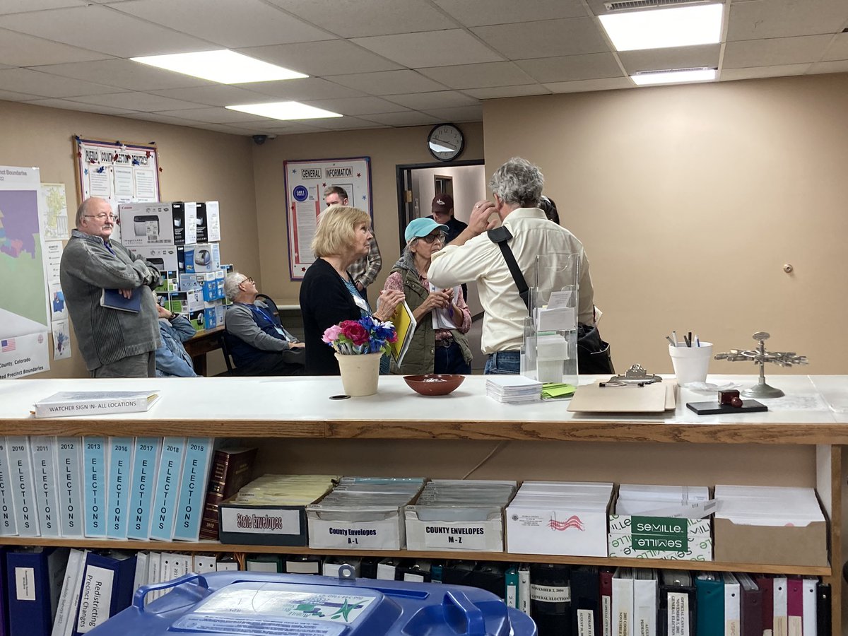 Anna Lynn Winfrey's Threads – Thread Reader App