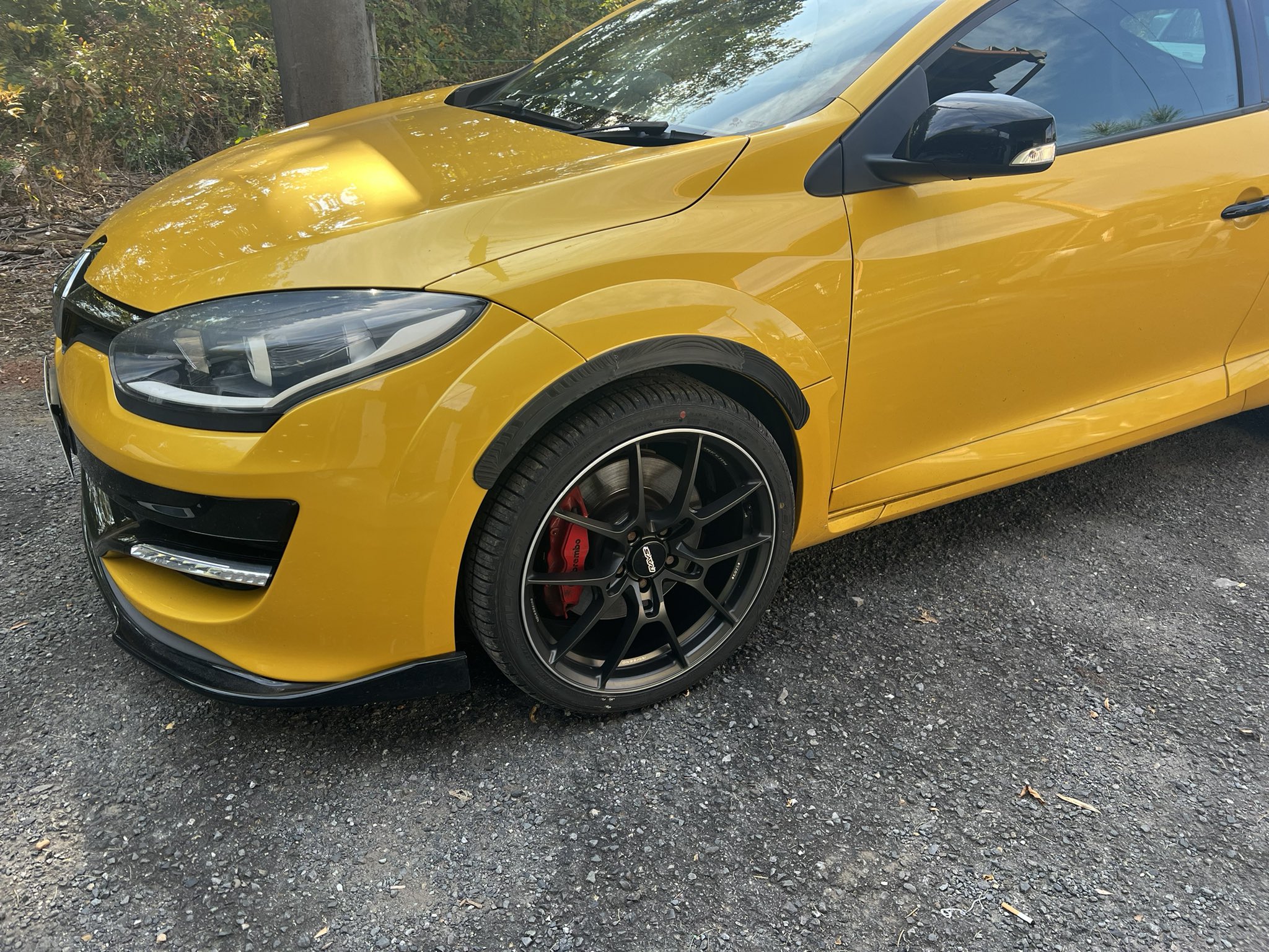 FrogDrive on Twitter: "車高下がってなくて猛烈にカッコ悪いけど、9mm拡げるフェンダーモール試作。海苔がついてるみたいでカッコ悪い。と言うか全部途中感… https ...