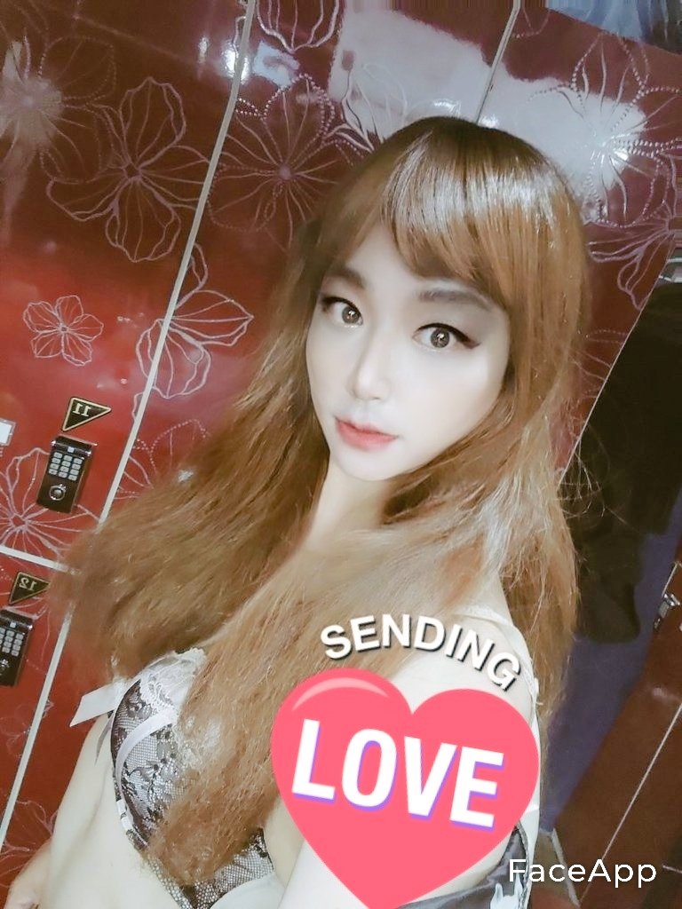 🦋 𝖀-𝔍𝖎𝖓 🦋💕 @cdeunyoung