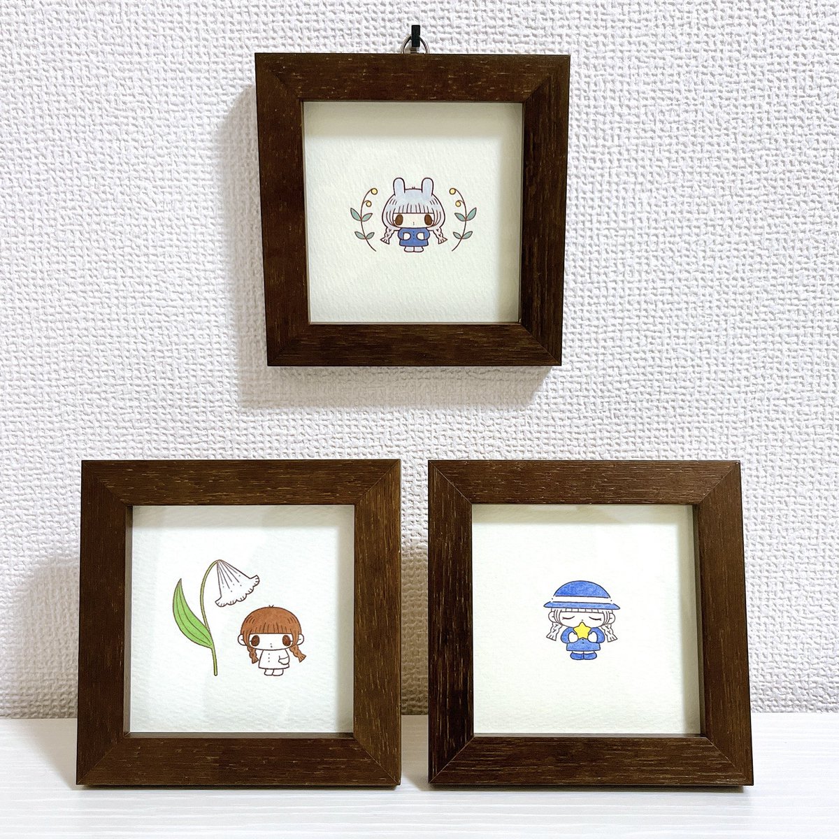 ハ木 on Twitter: "RT @kanakodonnako: #コミティア142 #COMITIA142 アナログ画の額装をしました🐻 小さめで机に置けるサイズ感です 壁掛けもできます